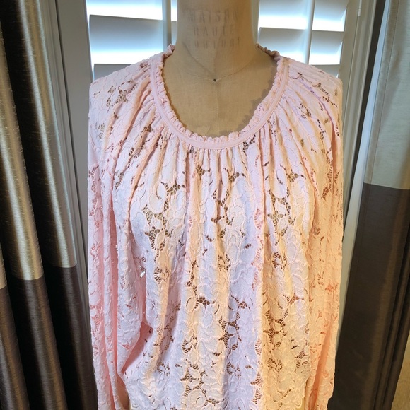 Free People | Tops | Free People Soft Pink Long Sleeve Lace Top Small ...